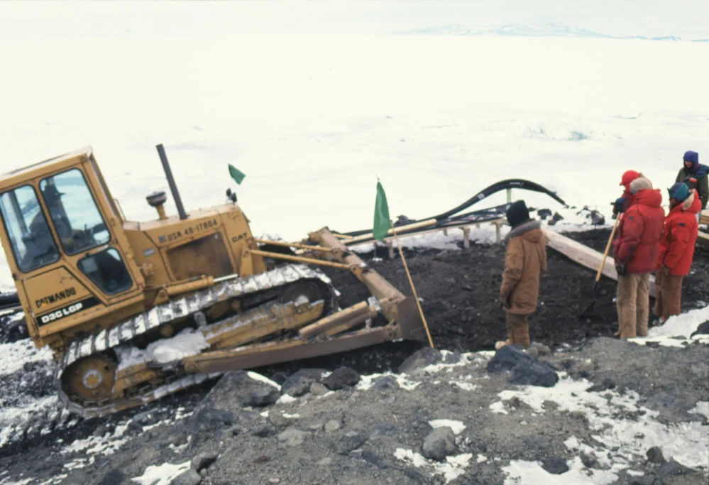 Scott Base wet lab construction | Record | DigitalNZ
