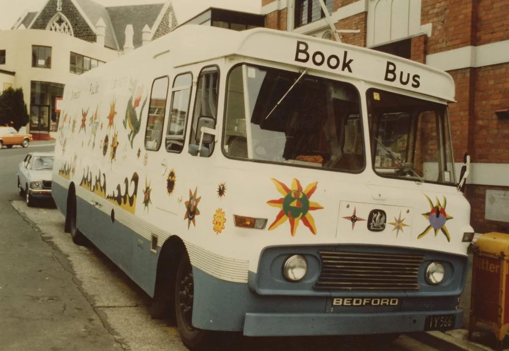 Puff the Book Bus | Record | DigitalNZ