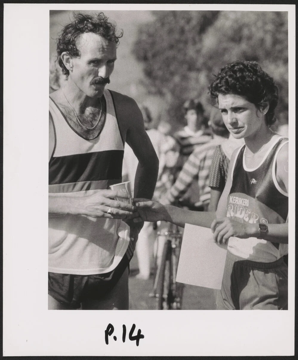 Runners (30) | Record | DigitalNZ