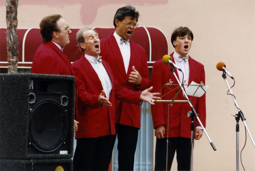 Barber shop quartet; The Razor's Edge. | Record | DigitalNZ