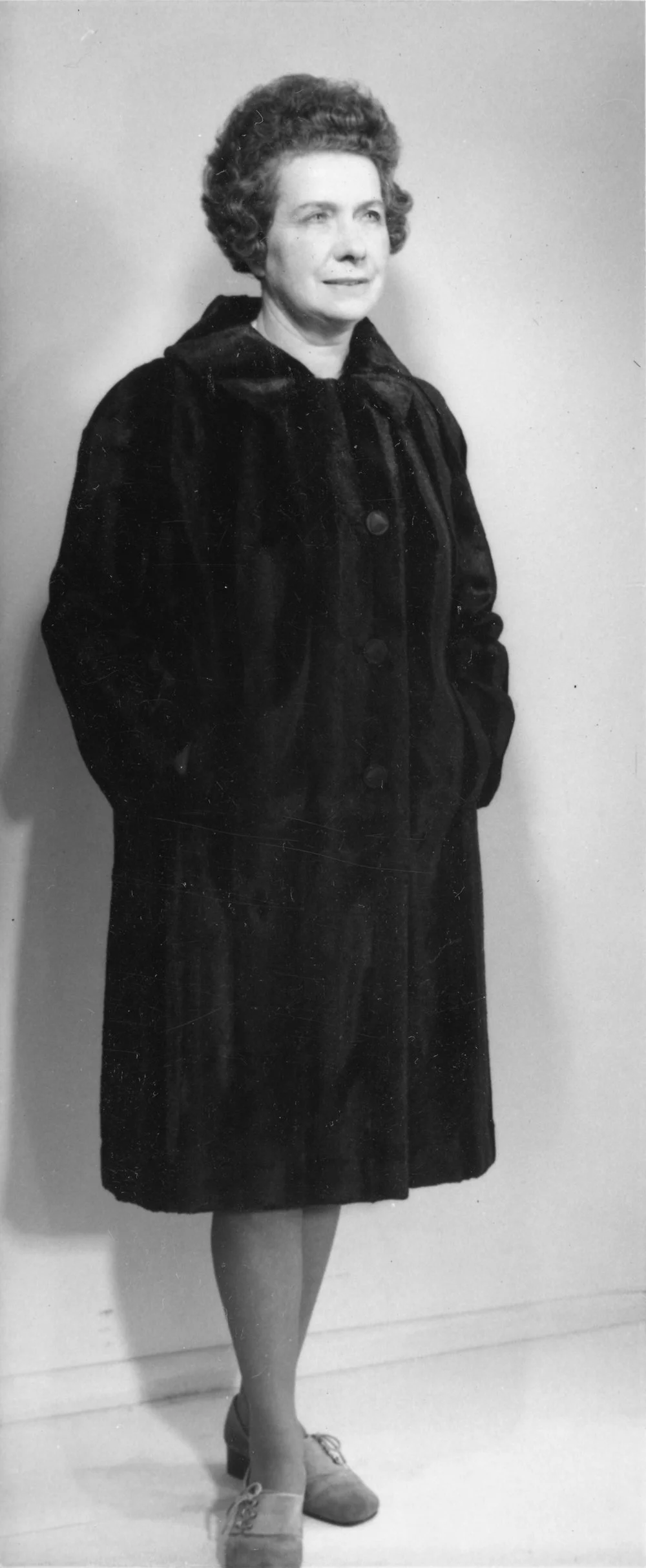 Coat fashions 3; Model in fur coat. | Record | DigitalNZ