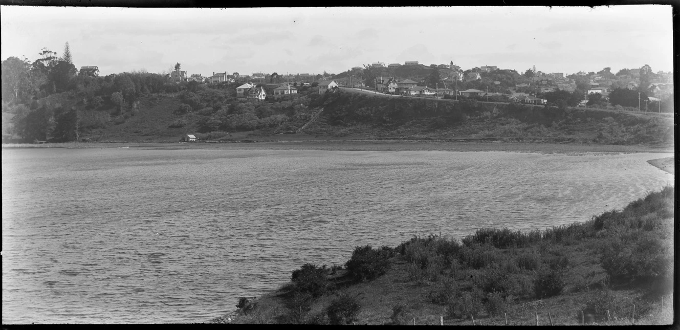 Looking south west across Orakei Basin...1930 | Record | DigitalNZ