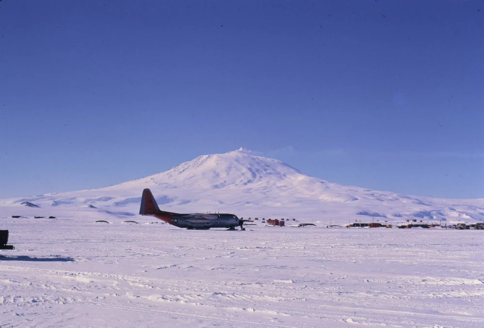 Williams Field - Mount Erebus in the background | Record | DigitalNZ