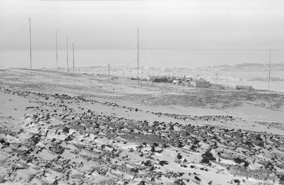 Scott Base, looking South | Record | DigitalNZ