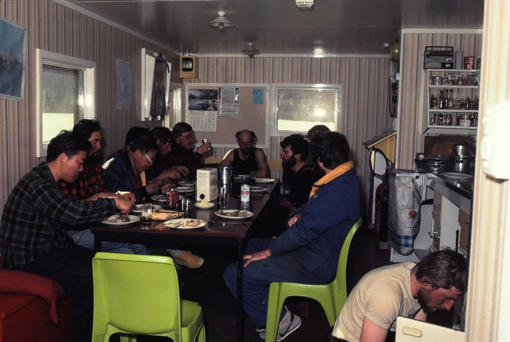 Meal time, Vanda Station | Record | DigitalNZ