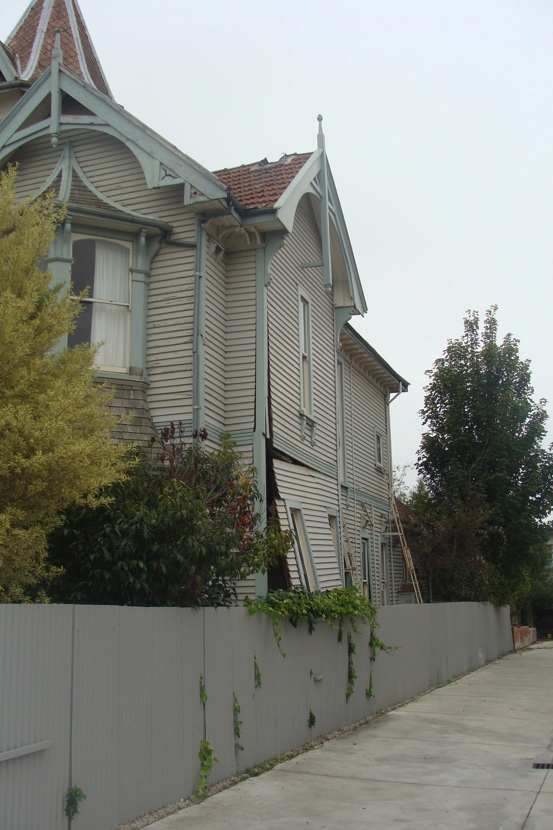 Wharetiki post earthquakes | Record | DigitalNZ