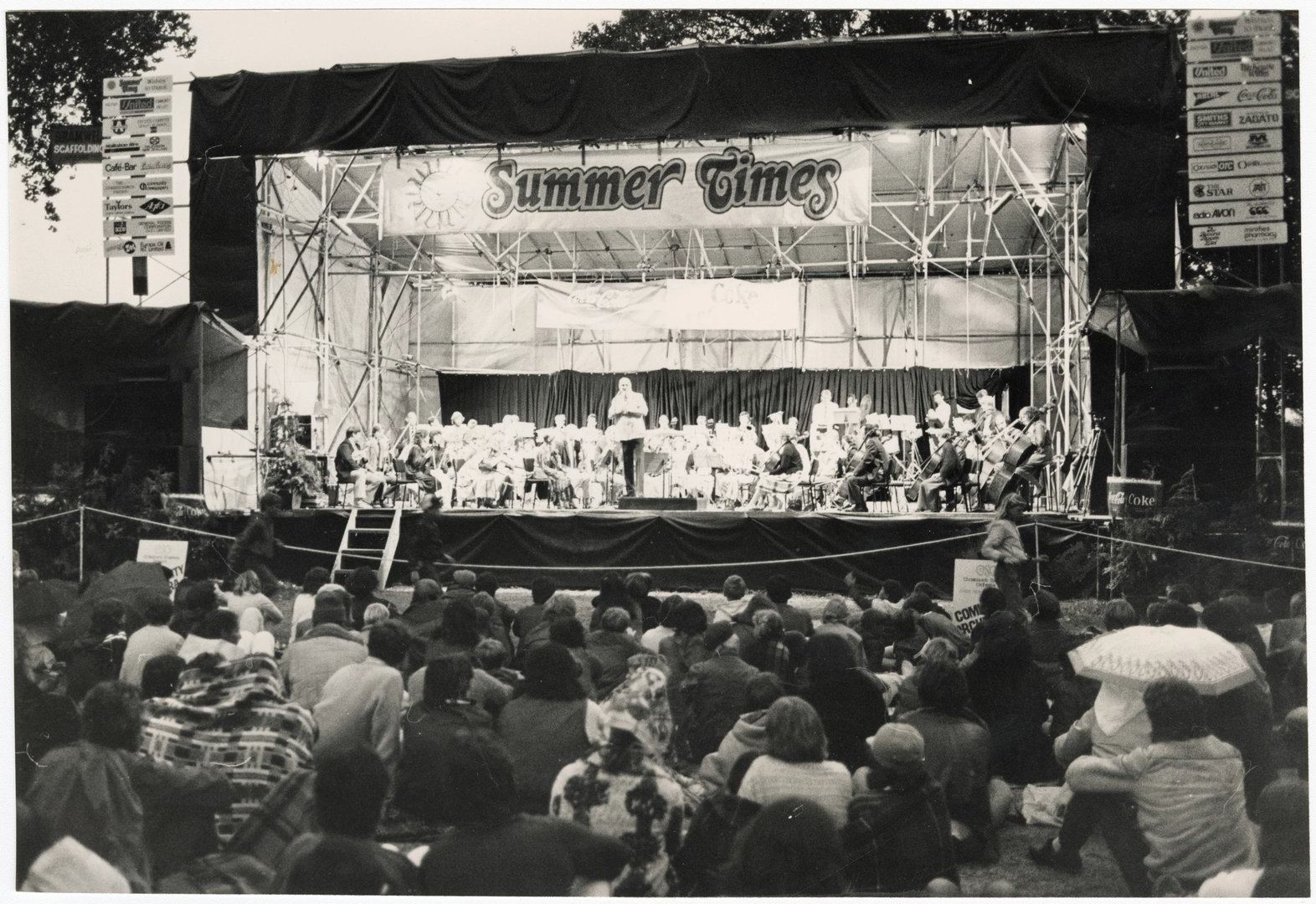 The Christchurch Symphony Orchestra performs at SummerTimes | Record | DigitalNZ