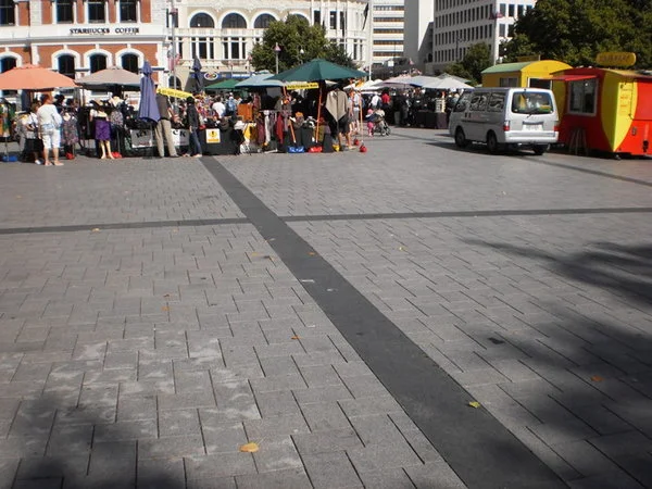 Cathedral Square Market and food trucks | Record | DigitalNZ