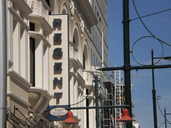 Regent Theatre Building sign | Record | DigitalNZ