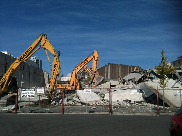 Christchurch Convention Centre demolition | Record | DigitalNZ
