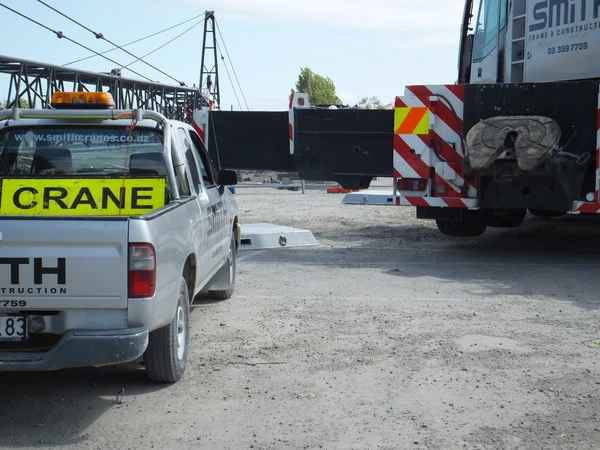 Smith Crane and Construction ute and crane | Record | DigitalNZ