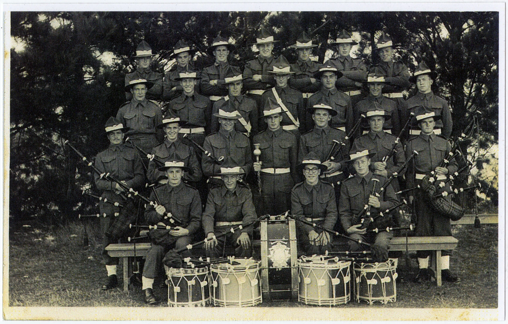 Military pipe band with instruments | Record | DigitalNZ