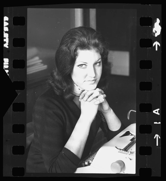 Penny Ray portrait | Record | DigitalNZ