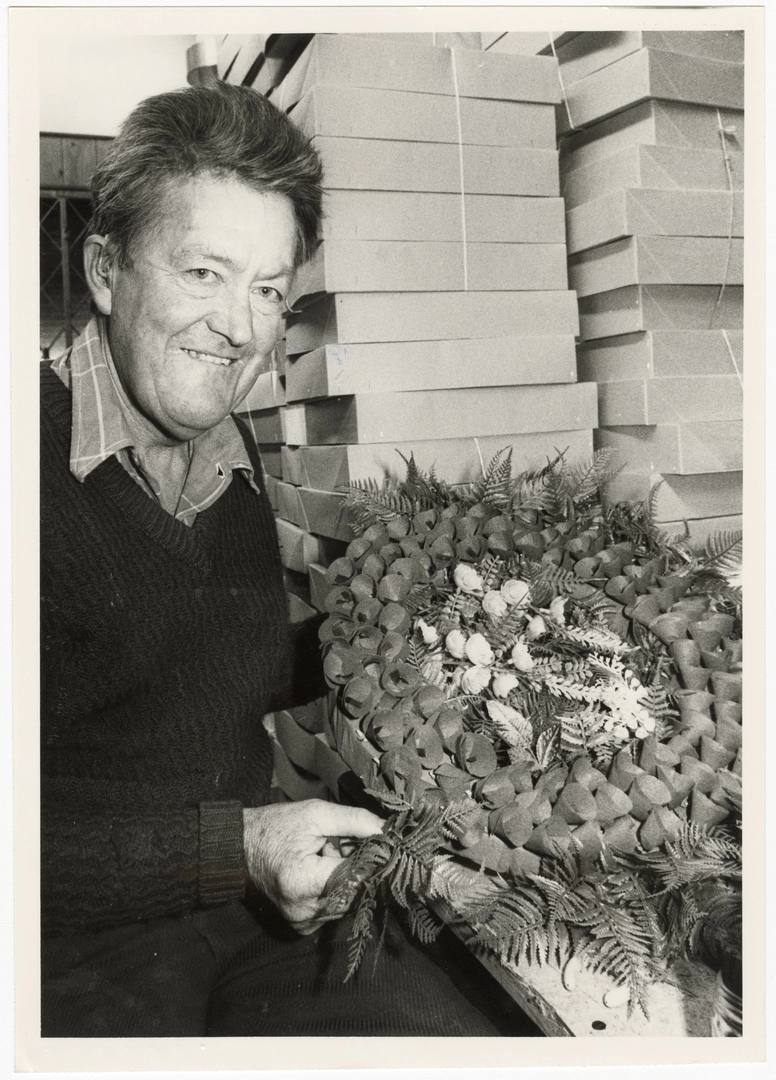 Anzac Day wreath | Record | DigitalNZ