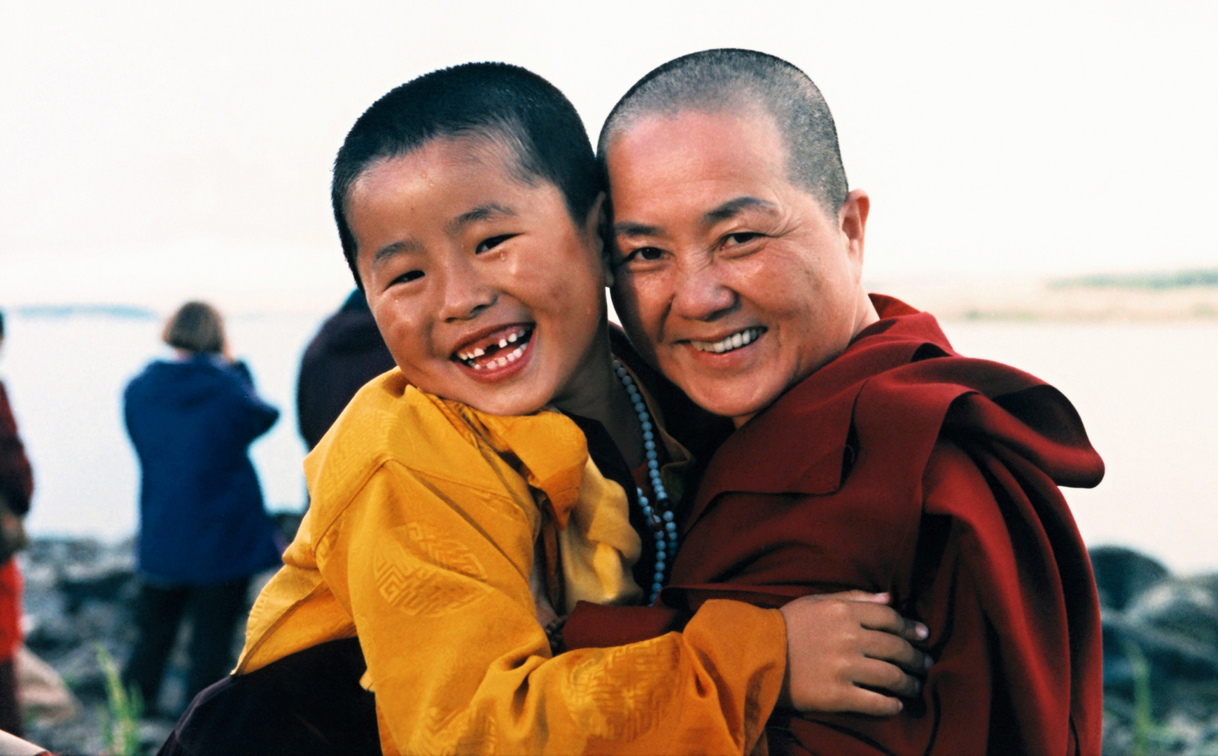 Pong Re Tulku Rinpochje and Ani Choeyang | Record | DigitalNZ