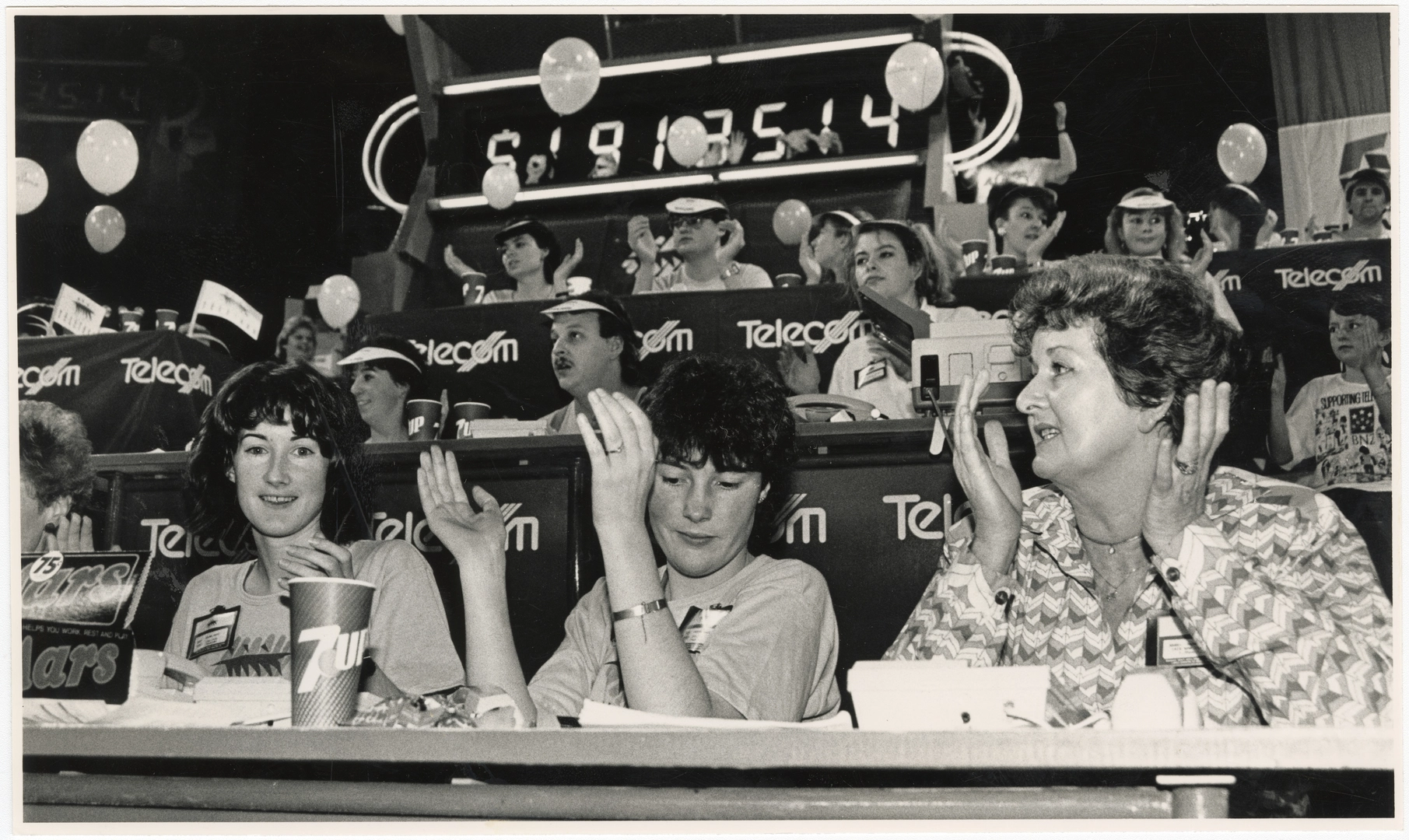 Phone operators at Telethon | Record | DigitalNZ