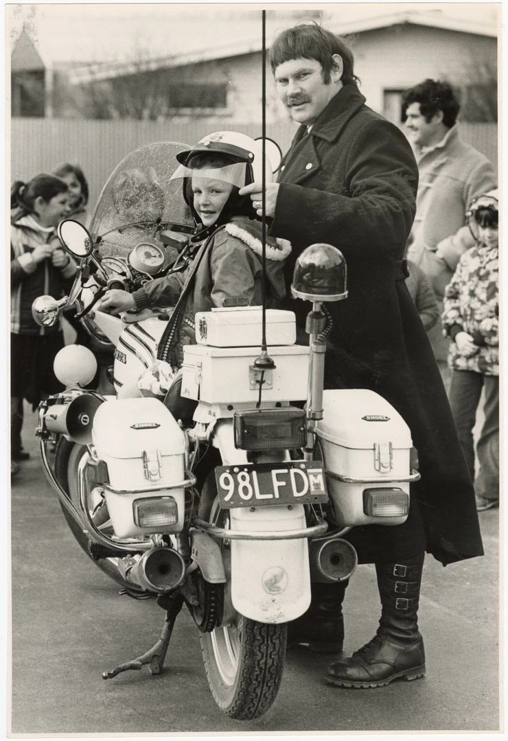 Traffic officer visits Ouruhia School | Record | DigitalNZ