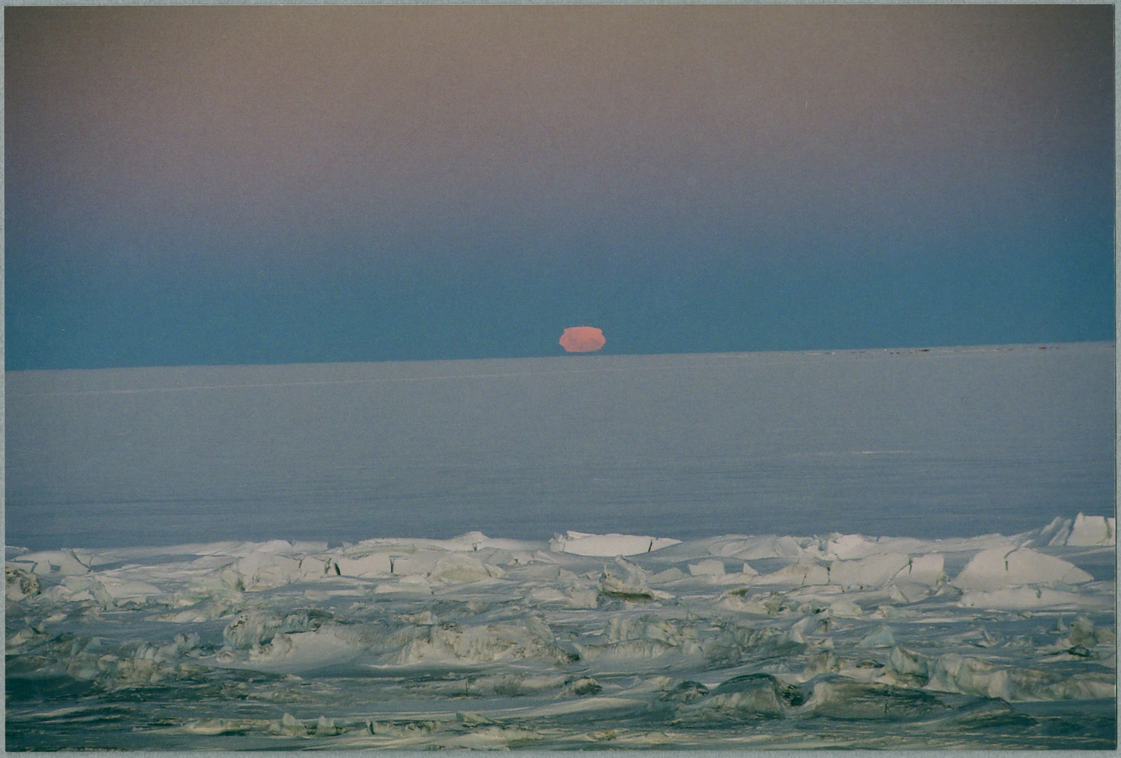Moon setting over the horizon at Scott Base | Record | DigitalNZ