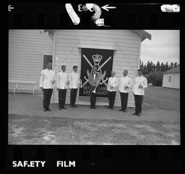 Corporal L. F. France with band members | Record | DigitalNZ