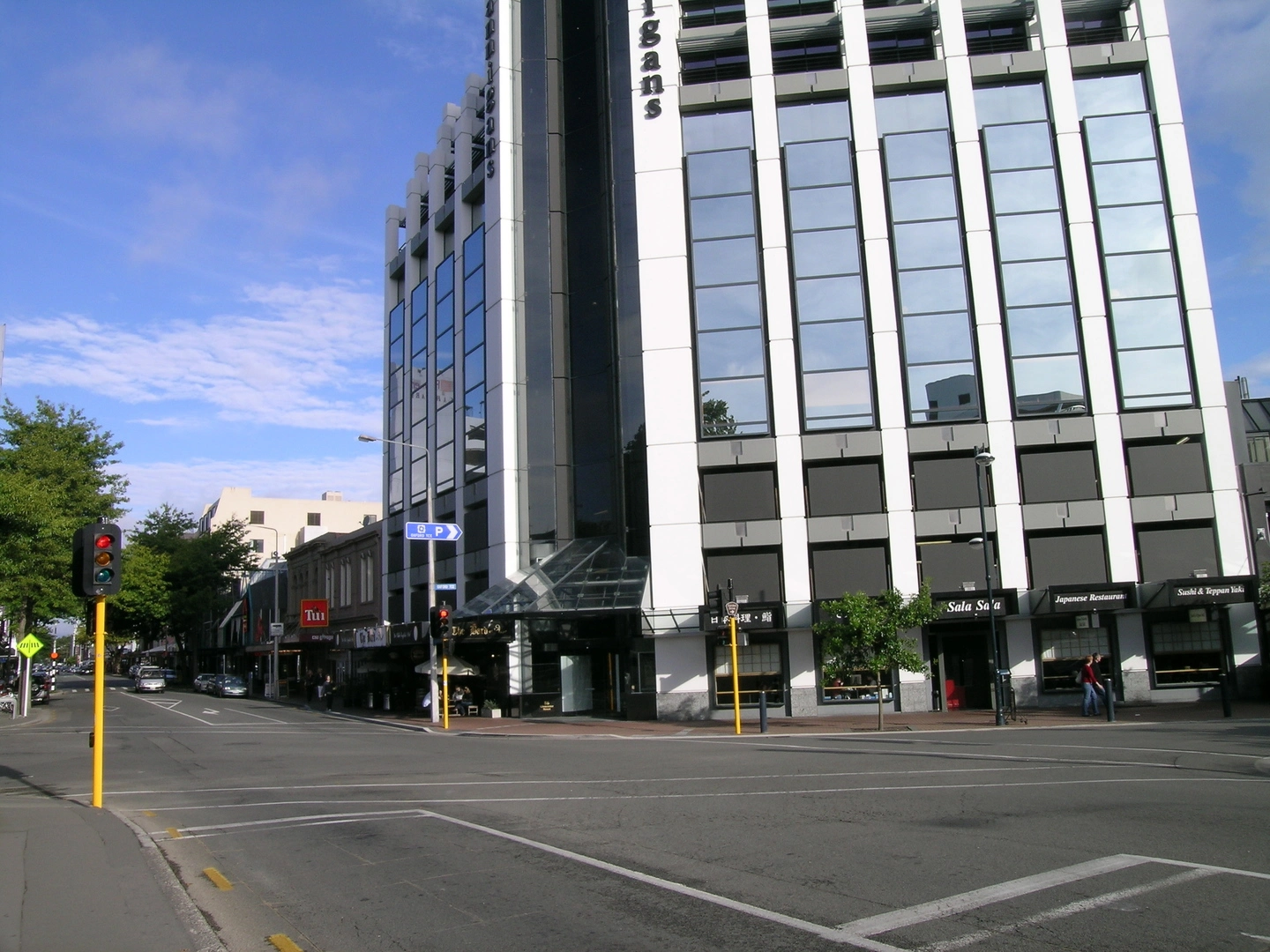 Brannigans and Gloucester Street | Record | DigitalNZ