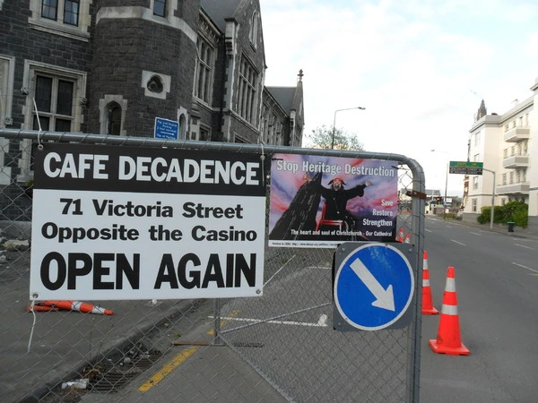 Cafe Decadence sign | Record | DigitalNZ