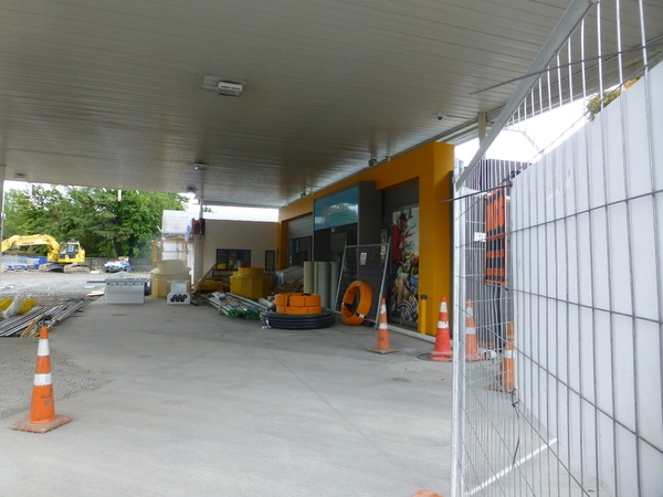 Z Petrol Station Refurbishment, Colombo Street | Record | DigitalNZ