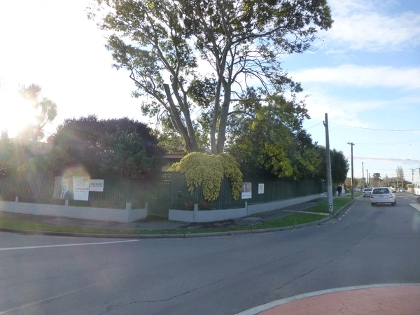 Gayhurst Road roundabout | Record | DigitalNZ