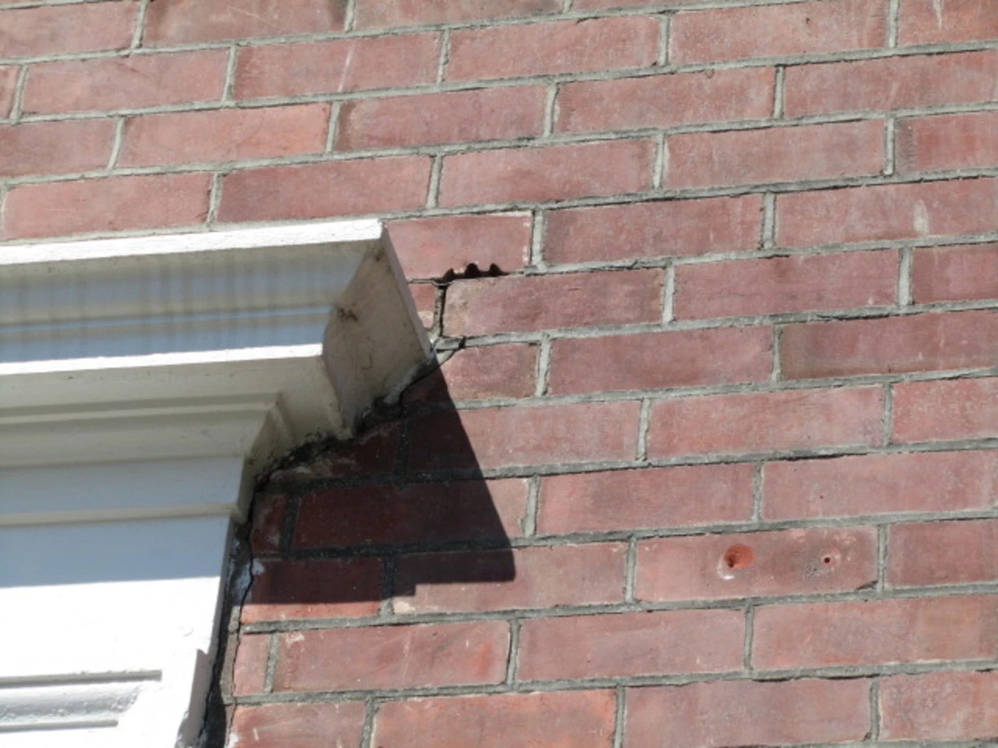 Mortar cracking above window | Record | DigitalNZ