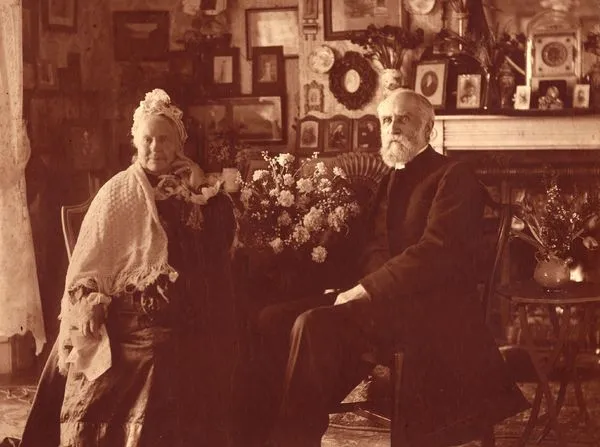 Canon James and Eliza Stack portrait | Record | DigitalNZ