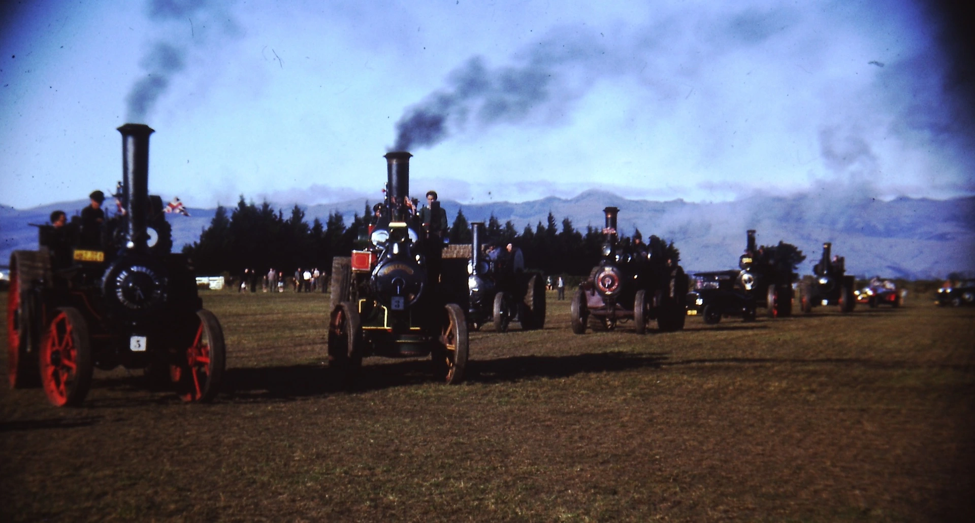 Traction engines | Record | DigitalNZ