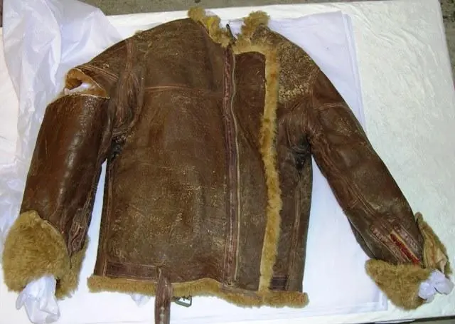 Jacket - Flying | Record | DigitalNZ