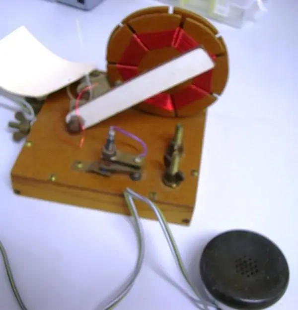 Radio - Crystal Set | Record | DigitalNZ