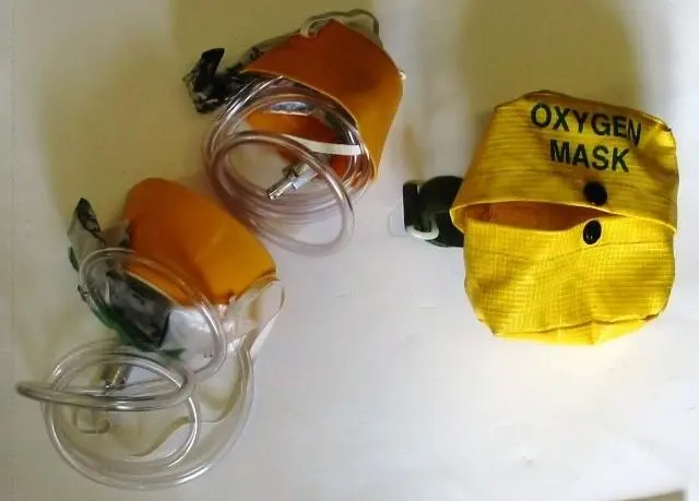 Oxygen Mask Ansett/Qantas | Record | DigitalNZ
