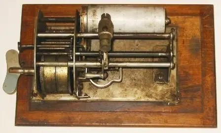 Phonograph Zonophone | Record | DigitalNZ