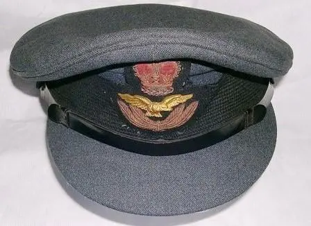 Uniform Cap (Officers RNZAF) | Record | DigitalNZ