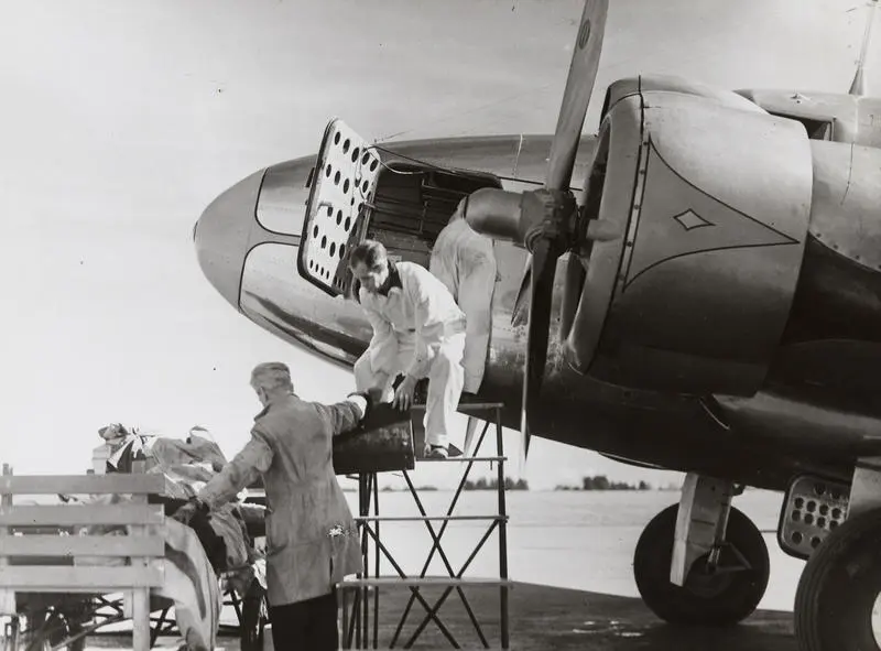 Union Airways NAC Lodestar | Record | DigitalNZ