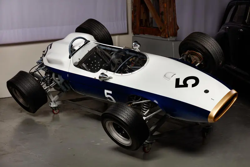 Racing Car Formula I Cooper Climax T66 | Record | DigitalNZ
