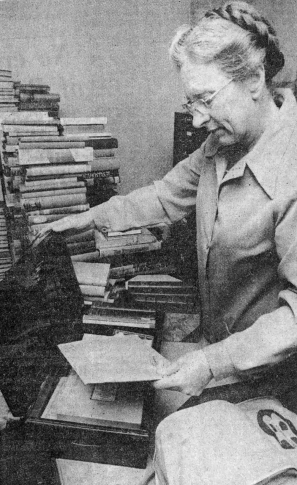 Building the Dunedin City Library on Civic Plaza, Moray Place | Record ...