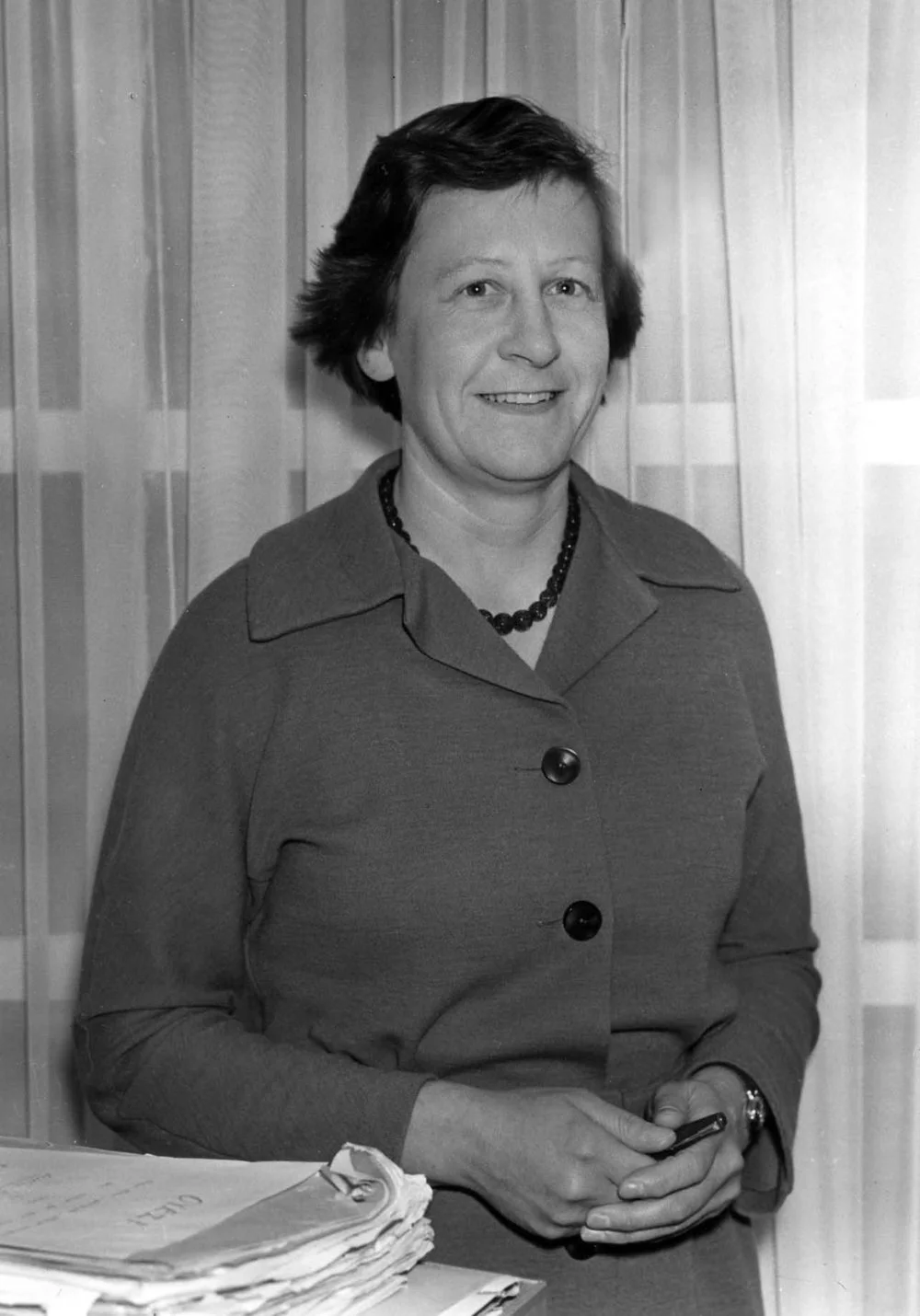 Ada Fache, City Librarian | Record | DigitalNZ