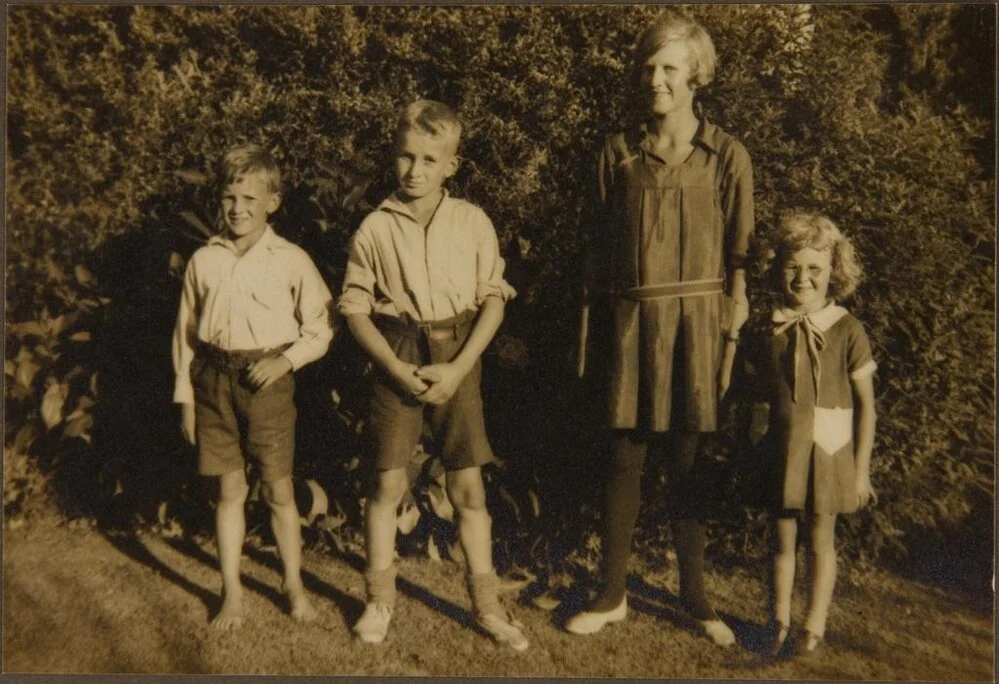 Chance children | Record | DigitalNZ