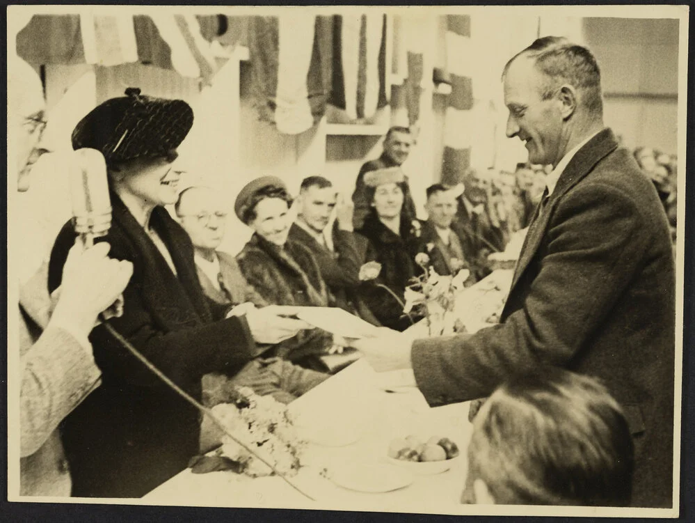 Dr Muriel Bell at unknown function | Record | DigitalNZ