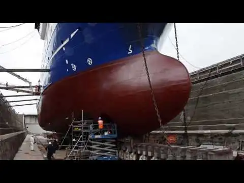 NIWA's Research Vessel Tangaroa gets a makeover | Record | DigitalNZ