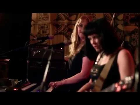 Princess Chelsea - The Cigarette Duet - Live at Borderline Festival ...