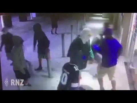 Youths target Northland Mobil | Record | DigitalNZ