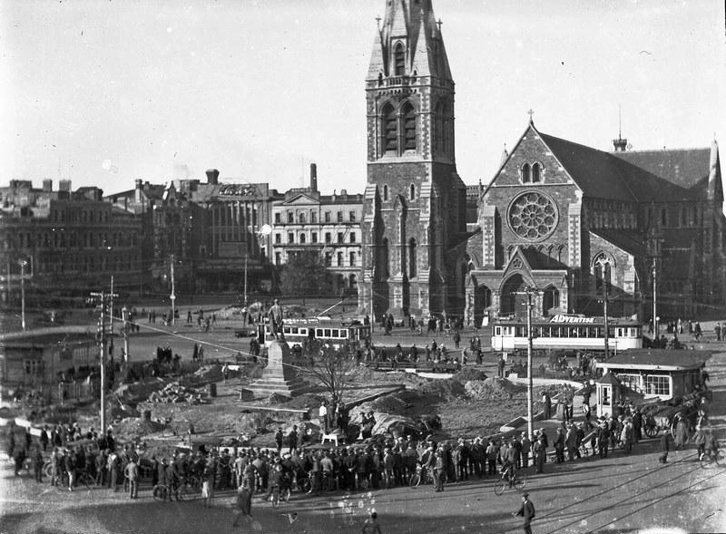 Central City. Statue of John Robert Godley, Founder of Canterbury ...