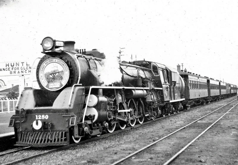 Railway. Locomotive Ja Class 1280 at Huntly Station Pulling a Train of ...