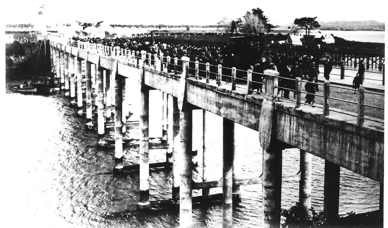Official Opening of the Panmure Ferro-Concrete Bridge | Record | DigitalNZ