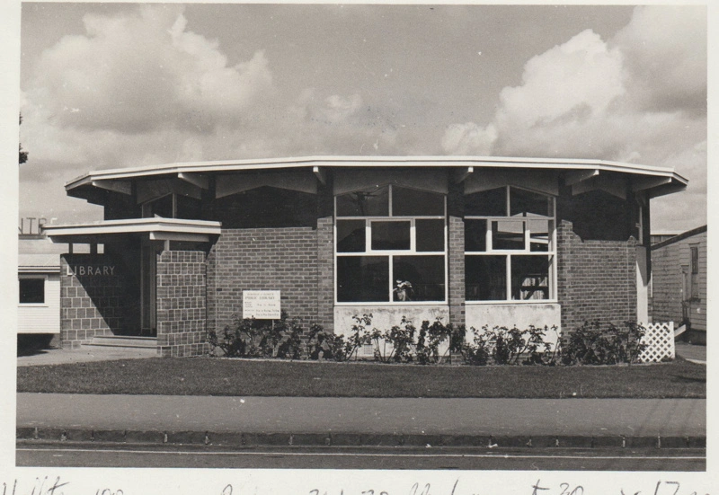 Howick Library in Picton Street. | Record | DigitalNZ