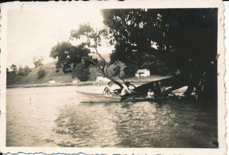 Jaques Family | Record | DigitalNZ