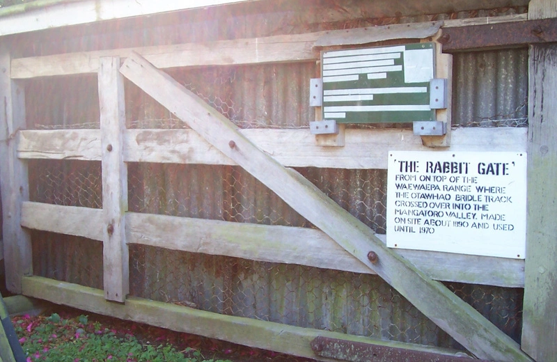 Rabbit Gate | Record | DigitalNZ